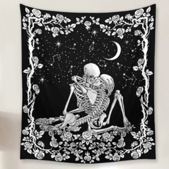 Wall Decor | Xl Skeleton Kissing Lovers Black Wall Tapestry Love Death ...